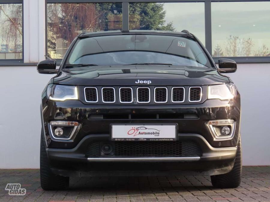 Melns Jeep Compass 2021 Kauņa, ar dzinēja tilpumu 1.30 L un nobraukumu 48 tūkst. km par 21594 €, foto 3 vietnē AUTOMOTO.COM.LV