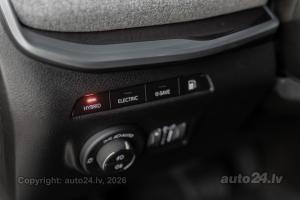 Черный Джип Компас 2021 в Таллин, объемом двигателя 1.30 л и пробегом 100 тыс. км за 16900 €, фото 21 на AUTOMOTO.COM.LV