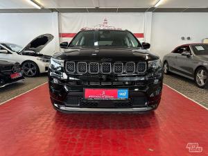 Melns Jeep Compass 2022 Kauņa, ar dzinēja tilpumu 0.00 L un nobraukumu 91 tūkst. km par 23469 €, foto 2 vietnē AUTOMOTO.COM.LV