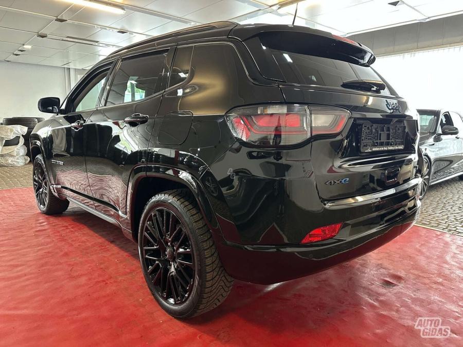 Melns Jeep Compass 2022 Kauņa, ar dzinēja tilpumu 0.00 L un nobraukumu 91 tūkst. km par 23469 €, foto 5 vietnē AUTOMOTO.COM.LV