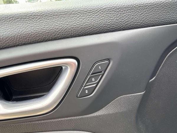 Melns Jeep Compass 2022 Kauņa, ar dzinēja tilpumu 1.33 L un nobraukumu 76 tūkst. km par 19990 €, foto 10 vietnē AUTOMOTO.COM.LV