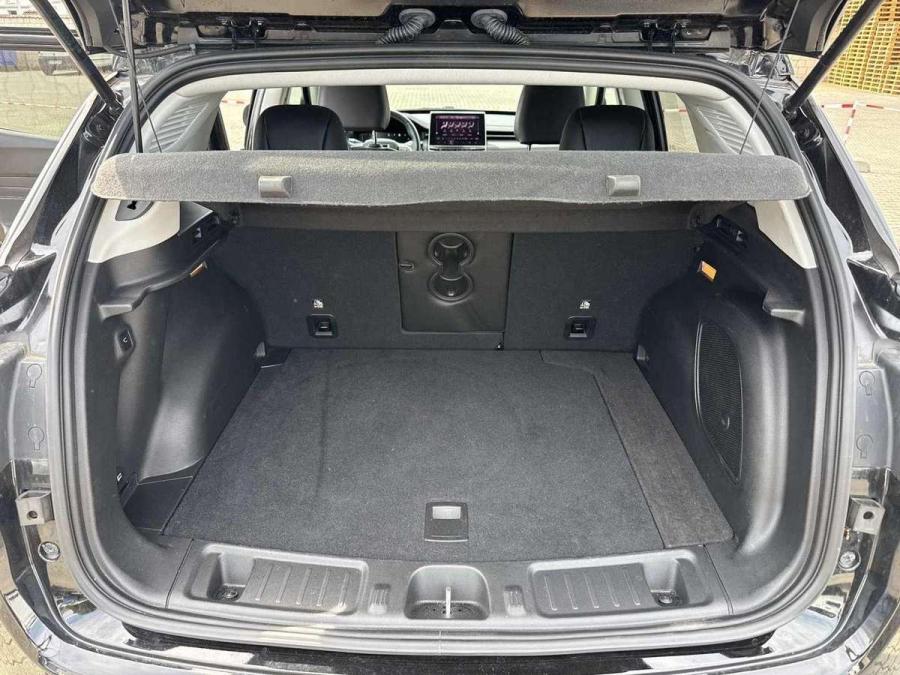 Black Jeep Compass 2022 in Kaunas, with an engine capacity of 1.33 L and mileage of 76 thousand km for 19990 €, photo 15 on AUTOMOTO.COM.LV