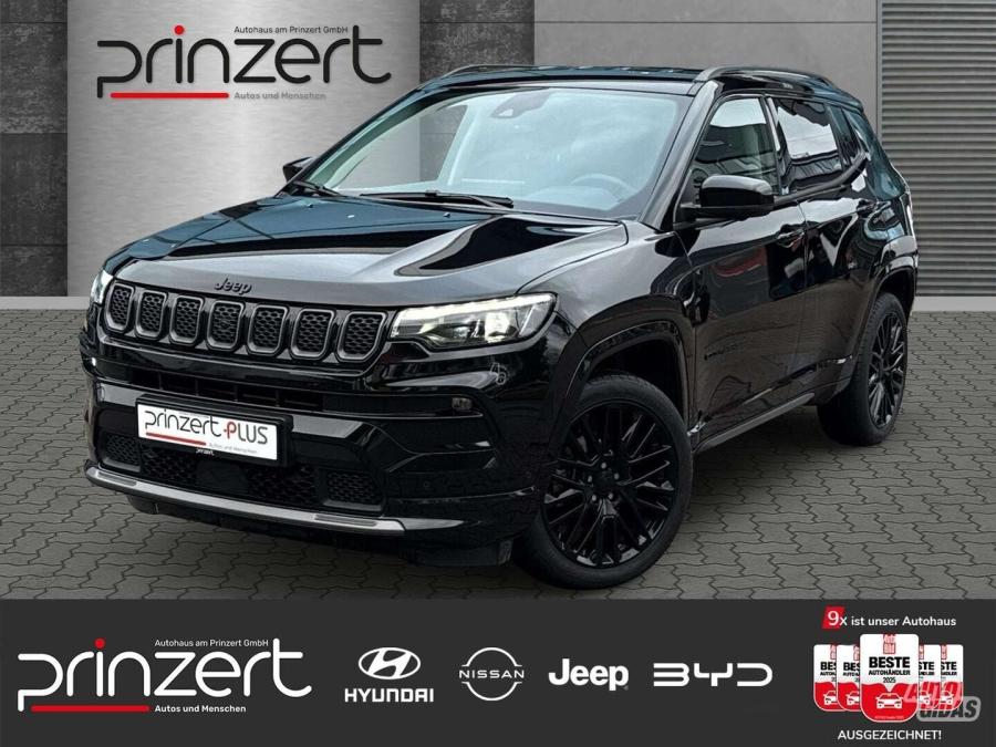 Melns Jeep Compass 2023 Kauņa, ar dzinēja tilpumu 1.50 L un nobraukumu 32 tūkst. km par 30609 €, foto 1 vietnē AUTOMOTO.COM.LV