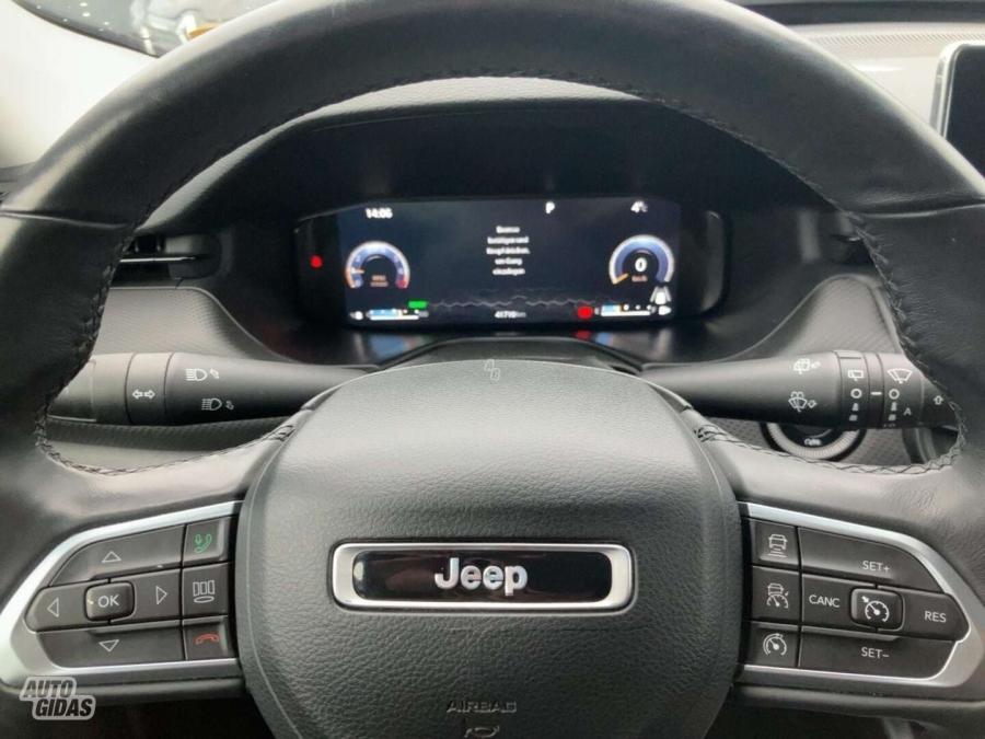 Black Jeep Compass 2023 in Kaunas, with an engine capacity of 1.50 L and mileage of 42 thousand km for 31462 €, photo 10 on AUTOMOTO.COM.LV
