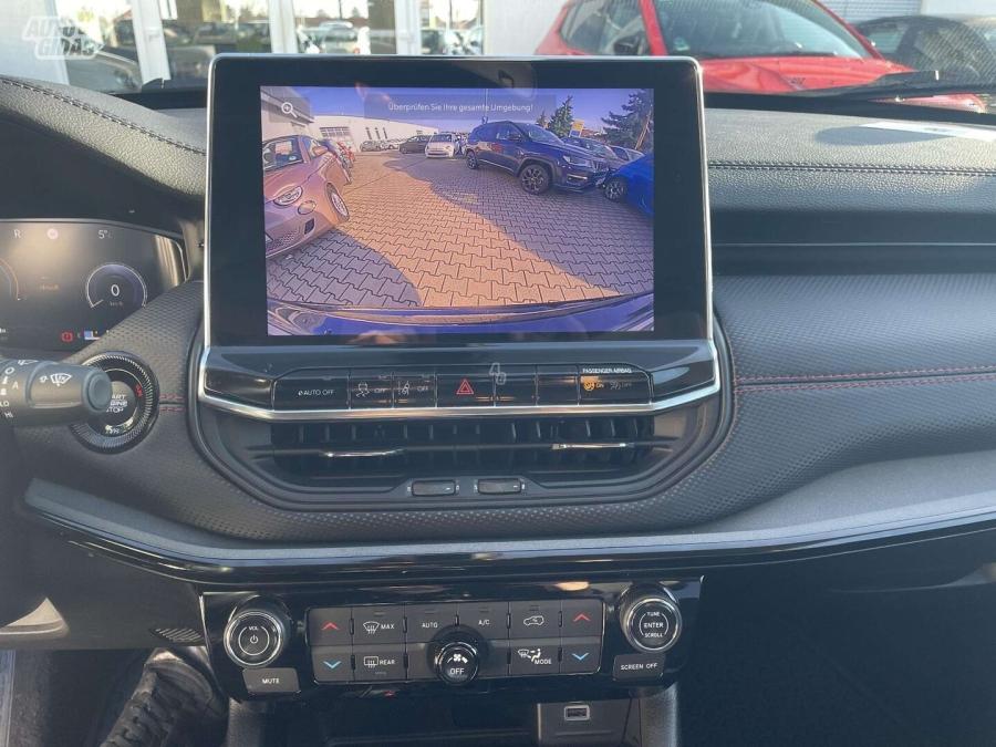 Melns Jeep Compass 2023 Kauņa, ar dzinēja tilpumu 1.50 L un nobraukumu 29 tūkst. km par 31669 €, foto 13 vietnē AUTOMOTO.COM.LV