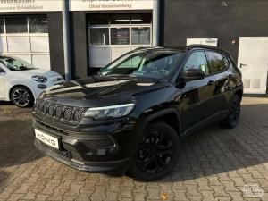 Melns Jeep Compass 2023 Kauņa, ar dzinēja tilpumu 1.50 L un nobraukumu 17 tūkst. km par 28570 €, foto  vietnē AUTOMOTO.COM.LV