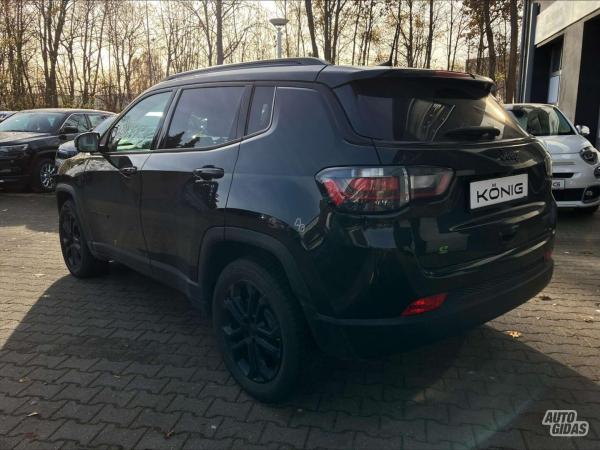 Black Jeep Compass 2023 in Kaunas, with an engine capacity of 1.50 L and mileage of 17 thousand km for 28570 €, photo 3 on AUTOMOTO.COM.LV