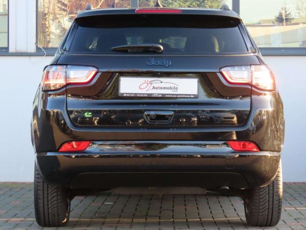 Melns Jeep Compass 2024 Kauņa, ar dzinēja tilpumu 1.50 L un nobraukumu 13 tūkst. km par 27878 €, foto 5 vietnē AUTOMOTO.COM.LV