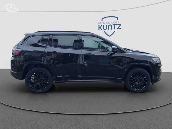 Melns Jeep Compass 2024 Kauņa, ar dzinēja tilpumu 1.50 L un nobraukumu 30 tūkst. km par 29008 €, foto 6 vietnē AUTOMOTO.COM.LV