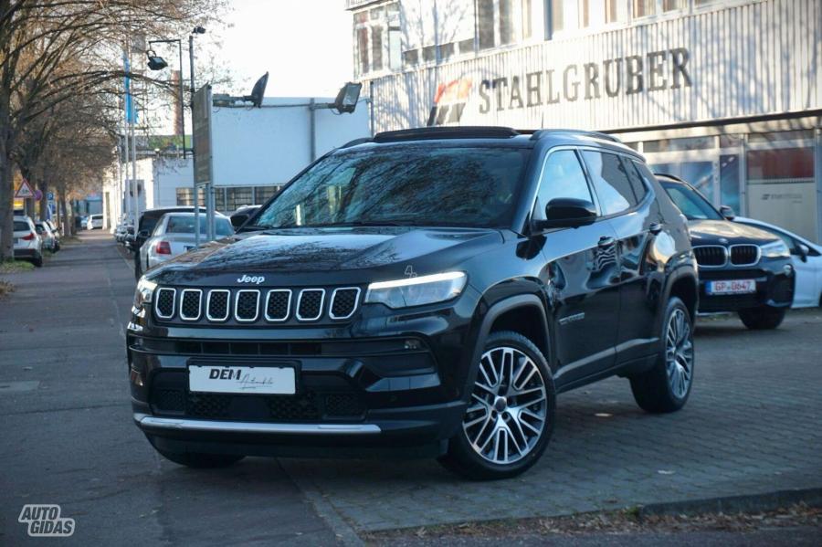 Black Jeep Compass 2024 in Kaunas, with an engine capacity of 1.50 L and mileage of 49 thousand km for 24830 €, photo 14 on AUTOMOTO.COM.LV