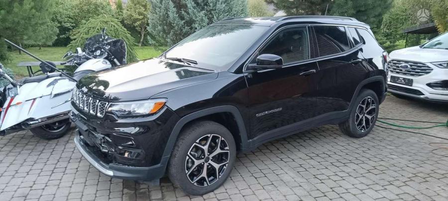 Melns Jeep Compass 2025 Kauņa, ar dzinēja tilpumu 2.00 L un nobraukumu 27 tūkst. km par 14800 €, foto 3 vietnē AUTOMOTO.COM.LV