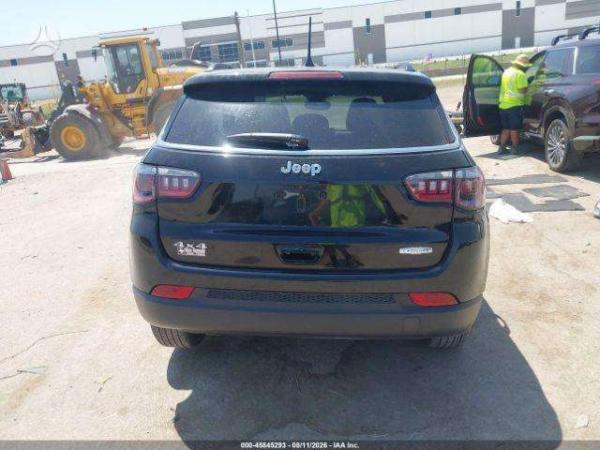 Black Jeep Compass 2025 in Vilnius, with an engine capacity of 2.00 L and mileage of 18 thousand km for 9999 €, photo 9 on AUTOMOTO.COM.LV