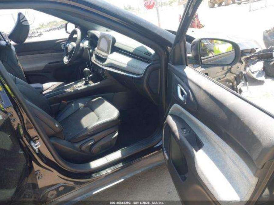Black Jeep Compass 2025 in Vilnius, with an engine capacity of 2.00 L and mileage of 18 thousand km for 9999 €, photo 12 on AUTOMOTO.COM.LV