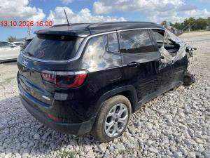 Black Jeep Compass 2025 in Vilnius, with an engine capacity of 2.00 L and mileage of 18 thousand km for 9999 €, photo 22 on AUTOMOTO.COM.LV