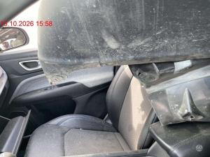Black Jeep Compass 2025 in Vilnius, with an engine capacity of 2.00 L and mileage of 18 thousand km for 9999 €, photo 34 on AUTOMOTO.COM.LV
