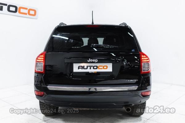 Melns Jeep Compass 2012 Tallina, ar dzinēja tilpumu 2.40 L un nobraukumu 160 tūkst. km par 6999 €, foto 6 vietnē AUTOMOTO.COM.LV