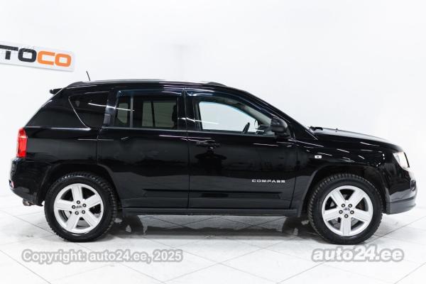 Melns Jeep Compass 2012 Tallina, ar dzinēja tilpumu 2.40 L un nobraukumu 160 tūkst. km par 6999 €, foto 8 vietnē AUTOMOTO.COM.LV