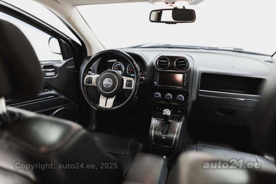 Melns Jeep Compass 2012 Tallina, ar dzinēja tilpumu 2.40 L un nobraukumu 160 tūkst. km par 6999 €, foto 9 vietnē AUTOMOTO.COM.LV