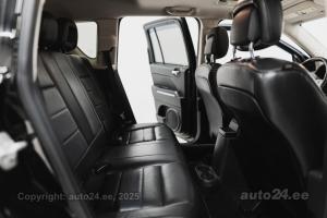 Melns Jeep Compass 2012 Tallina, ar dzinēja tilpumu 2.40 L un nobraukumu 160 tūkst. km par 6999 €, foto 14 vietnē AUTOMOTO.COM.LV