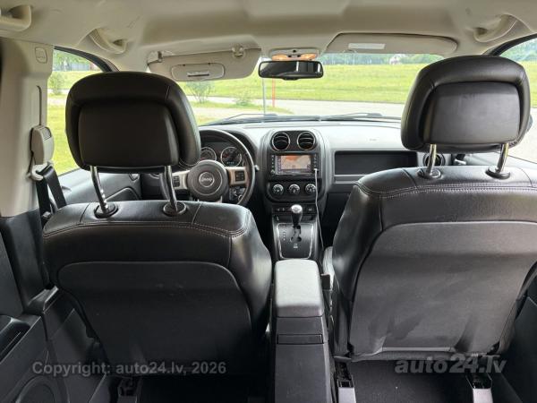 Черный Джип Компас 2012 в Тарту, объемом двигателя 2.36 л и пробегом 250 тыс. км за 6999 €, фото 7 на AUTOMOTO.COM.LV