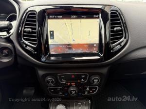 Черный Джип Компас 2017 в Таллин, объемом двигателя 2.00 л и пробегом 137 тыс. км за 12900 €, фото 11 на AUTOMOTO.COM.LV