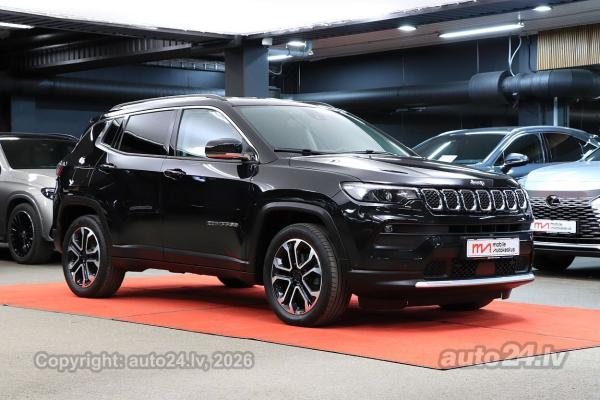 Melns Jeep Compass 2022 Tallina, ar dzinēja tilpumu 1.30 L un nobraukumu 67 tūkst. km par 19895 €, foto 1 vietnē AUTOMOTO.COM.LV