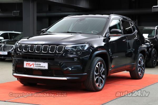 Melns Jeep Compass 2022 Tallina, ar dzinēja tilpumu 1.30 L un nobraukumu 67 tūkst. km par 19895 €, foto 3 vietnē AUTOMOTO.COM.LV