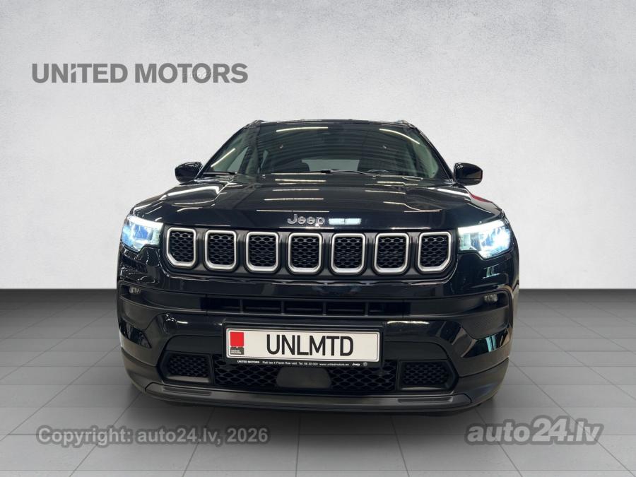 Melns Jeep Compass 2022 Tallina, ar dzinēja tilpumu 1.30 L un nobraukumu 122 tūkst. km par 12990 €, foto 3 vietnē AUTOMOTO.COM.LV