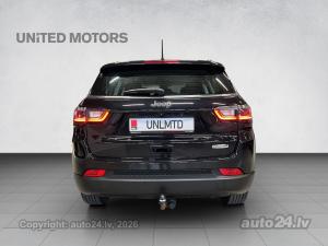 Melns Jeep Compass 2022 Tallina, ar dzinēja tilpumu 1.30 L un nobraukumu 122 tūkst. km par 12990 €, foto 6 vietnē AUTOMOTO.COM.LV