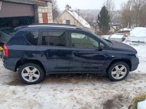 Blue Jeep Compass 2013 in Vilnius, with an engine capacity of 2.20 L and mileage of 2560 thousand km for 2450 €, photo 4 on AUTOMOTO.COM.LV
