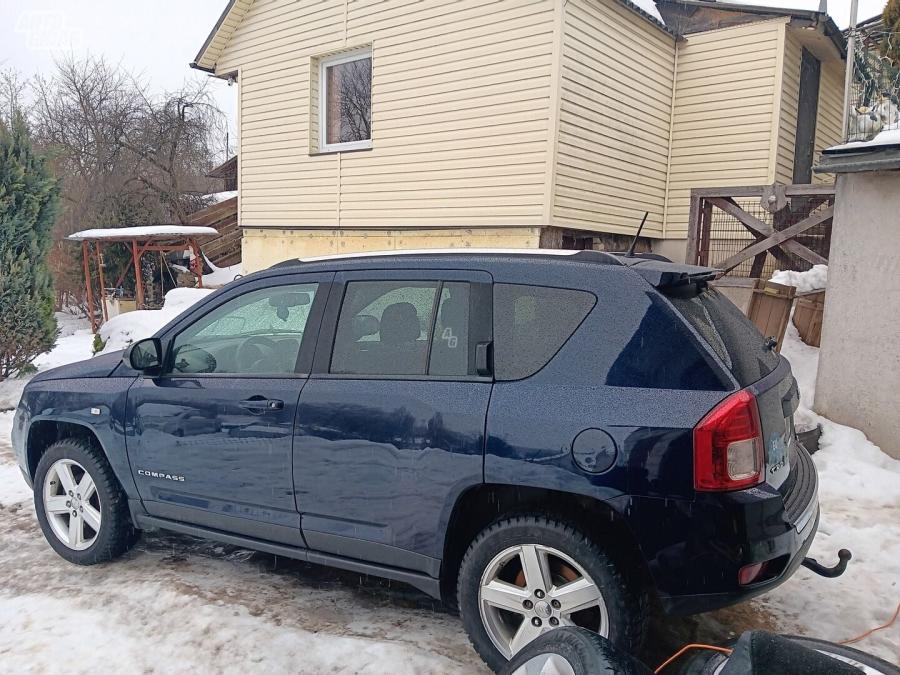 Blue Jeep Compass 2013 in Vilnius, with an engine capacity of 2.20 L and mileage of 2560 thousand km for 2450 €, photo 5 on AUTOMOTO.COM.LV