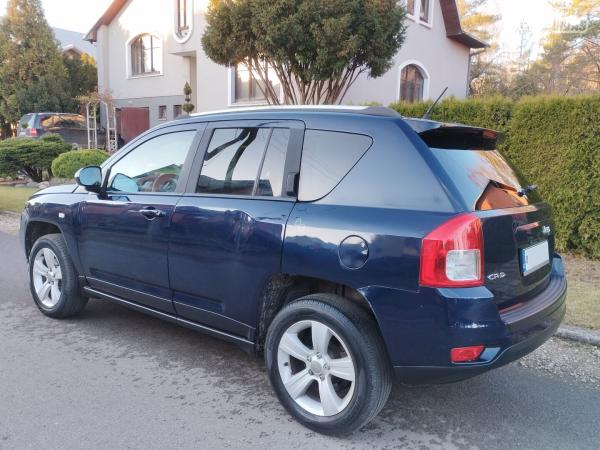 Blue Jeep Compass 2013 in Panevezys, with an engine capacity of 2.10 L and mileage of 194 thousand km for 3900 €, photo 4 on AUTOMOTO.COM.LV