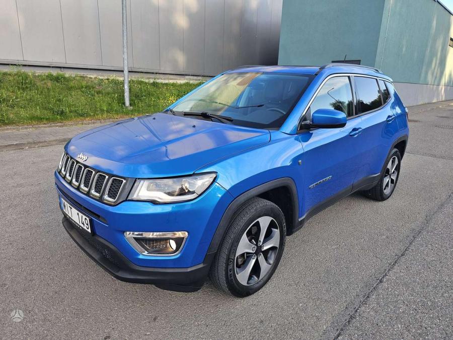 Zils Jeep Compass 2018 Viļņa, ar dzinēja tilpumu 2.36 L un nobraukumu 91 tūkst. km par 12500 €, foto 1 vietnē AUTOMOTO.COM.LV