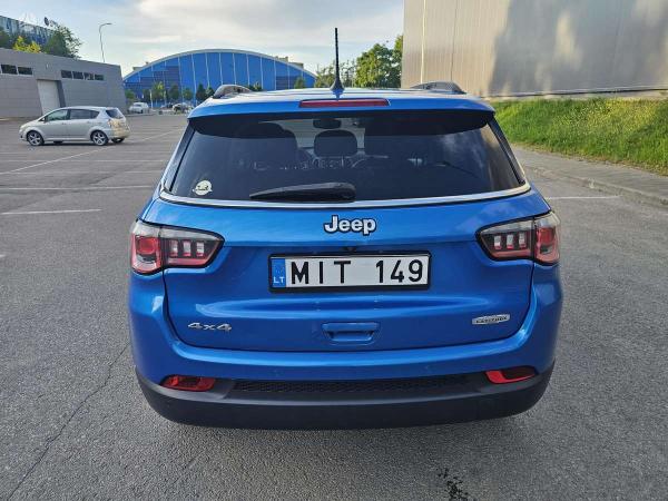 Zils Jeep Compass 2018 Viļņa, ar dzinēja tilpumu 2.36 L un nobraukumu 91 tūkst. km par 12500 €, foto 4 vietnē AUTOMOTO.COM.LV