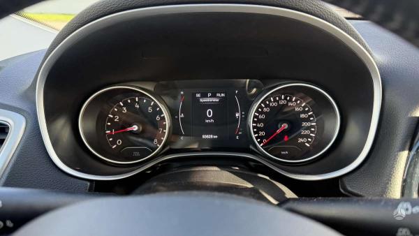 Джип Компас 2019 в Клайпеда на AUTOMOTO.COM.LV Синий Джип Компас 2019 в Клайпеда, объемом двигателя 2.36 л и пробегом 94 тыс. км за 12000 €, фото 7 на AUTOMOTO.COM.LV