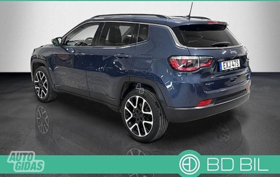 Blue Jeep Compass 2020 in Kaunas, with an engine capacity of 0.00 L and mileage of 70 thousand km for 25081 €, photo 2 on AUTOMOTO.COM.LV