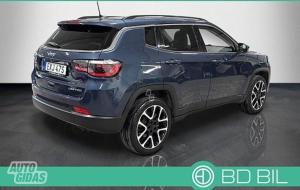 Blue Jeep Compass 2020 in Kaunas, with an engine capacity of 0.00 L and mileage of 70 thousand km for 25081 €, photo 4 on AUTOMOTO.COM.LV