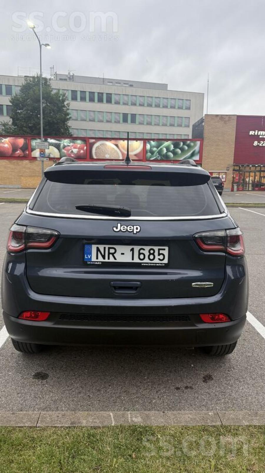Zils Jeep Compass 2020 Rīga, ar dzinēja tilpumu 1.40 L un nobraukumu 71 tūkst. km par 15700 €, foto 3 vietnē AUTOMOTO.COM.LV
