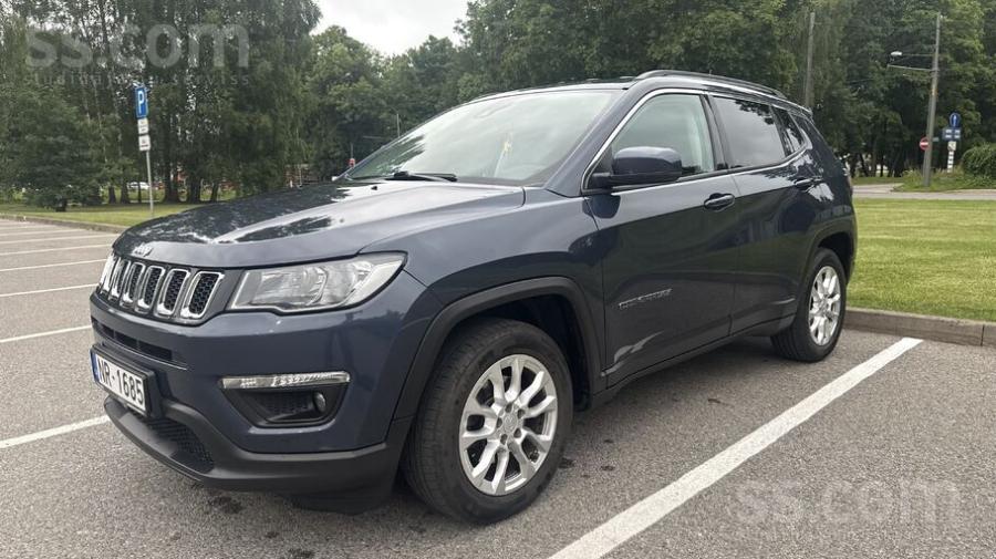 Zils Jeep Compass 2020 Rīga, ar dzinēja tilpumu 1.40 L un nobraukumu 71 tūkst. km par 15700 €, foto 5 vietnē AUTOMOTO.COM.LV