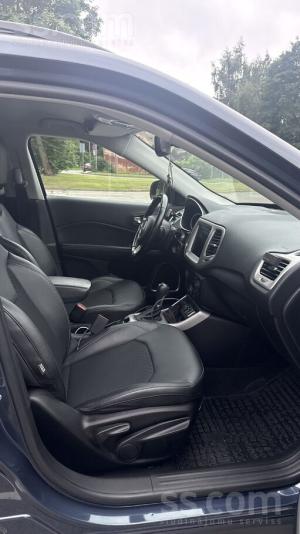 Zils Jeep Compass 2020 Rīga, ar dzinēja tilpumu 1.40 L un nobraukumu 71 tūkst. km par 15700 €, foto 11 vietnē AUTOMOTO.COM.LV