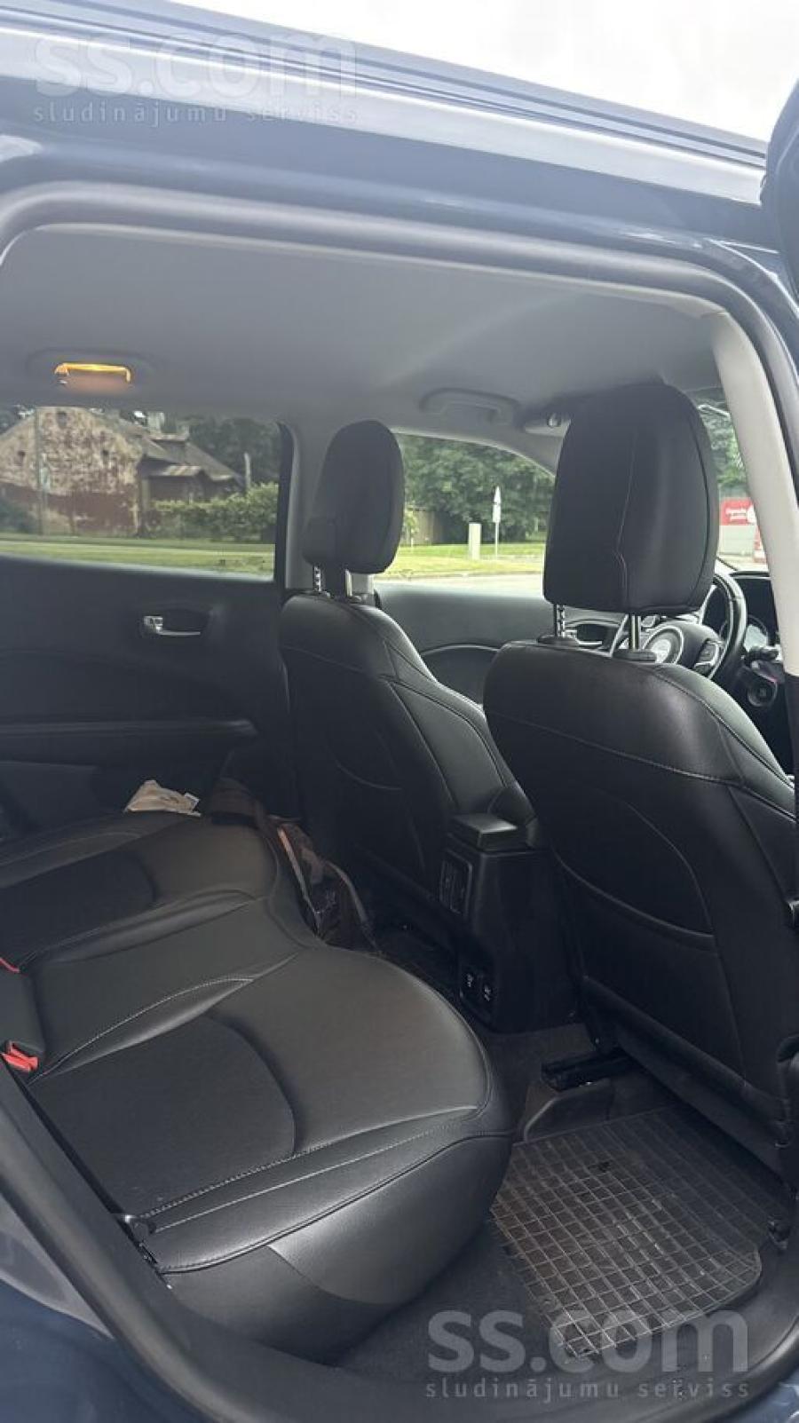 Zils Jeep Compass 2020 Rīga, ar dzinēja tilpumu 1.40 L un nobraukumu 71 tūkst. km par 15700 €, foto 13 vietnē AUTOMOTO.COM.LV