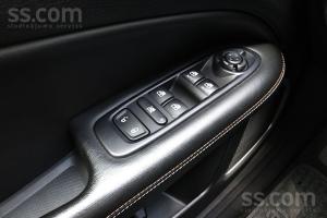 Zils Jeep Compass 2020 Rīga, ar dzinēja tilpumu 1.30 L un nobraukumu 72 tūkst. km par 15490 €, foto 20 vietnē AUTOMOTO.COM.LV