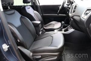 Zils Jeep Compass 2020 Rīga, ar dzinēja tilpumu 1.30 L un nobraukumu 72 tūkst. km par 15490 €, foto 29 vietnē AUTOMOTO.COM.LV