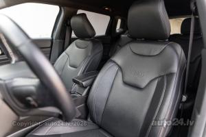 Blue Jeep Compass 2021 in Tallinn, with an engine capacity of 1.30 L and mileage of 112 thousand km for 19600 €, photo 10 on AUTOMOTO.COM.LV