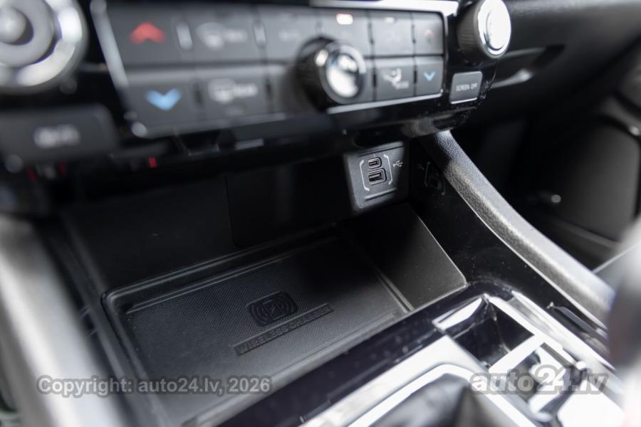 Blue Jeep Compass 2021 in Tallinn, with an engine capacity of 1.30 L and mileage of 112 thousand km for 19600 €, photo 20 on AUTOMOTO.COM.LV