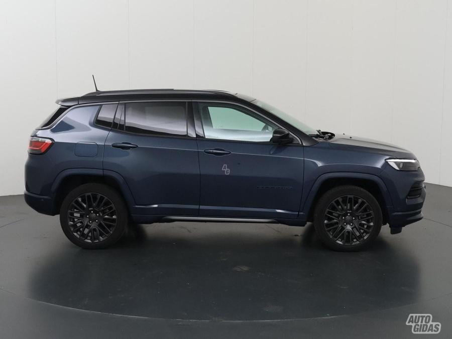 Zils Jeep Compass 2022 Kauņa, ar dzinēja tilpumu 1.30 L un nobraukumu 56 tūkst. km par 29840 €, foto 6 vietnē AUTOMOTO.COM.LV