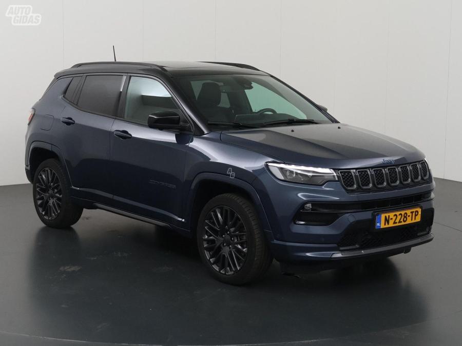 Zils Jeep Compass 2022 Kauņa, ar dzinēja tilpumu 1.30 L un nobraukumu 56 tūkst. km par 29840 €, foto 24 vietnē AUTOMOTO.COM.LV