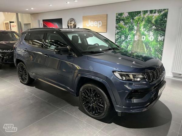Zils Jeep Compass 2022 Kauņa, ar dzinēja tilpumu 1.30 L un nobraukumu 21 tūkst. km par 27540 €, foto 2 vietnē AUTOMOTO.COM.LV