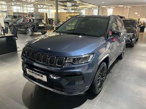 Blue Jeep Compass 2022 in Kaunas, with an engine capacity of 1.30 L and mileage of 21 thousand km for 27540 €, photo 4 on AUTOMOTO.COM.LV