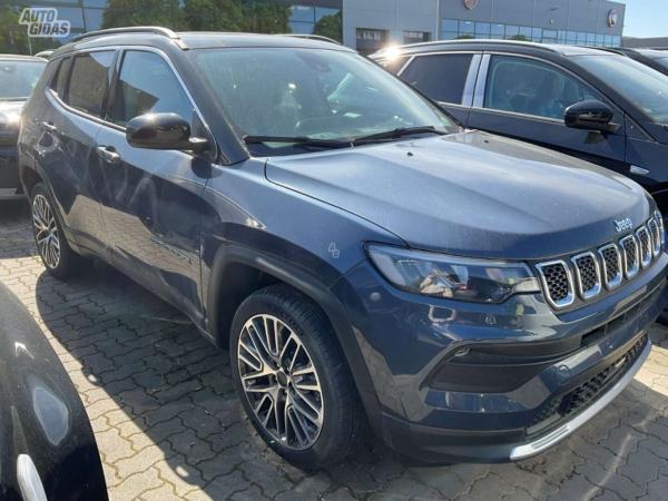 Blue Jeep Compass 2022 in Kaunas, with an engine capacity of 1.30 L and mileage of 10 thousand km for 27540 €, photo 2 on AUTOMOTO.COM.LV